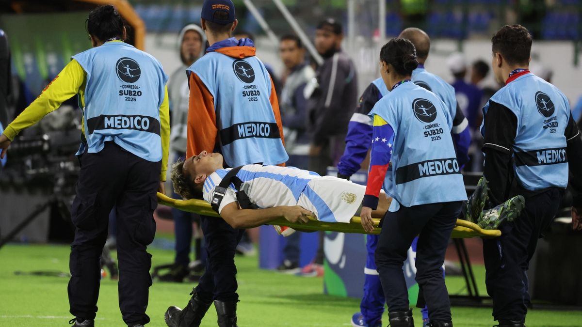 Sub 20: la criminal patada de un brasileño que mandó al hospital a Alex ...