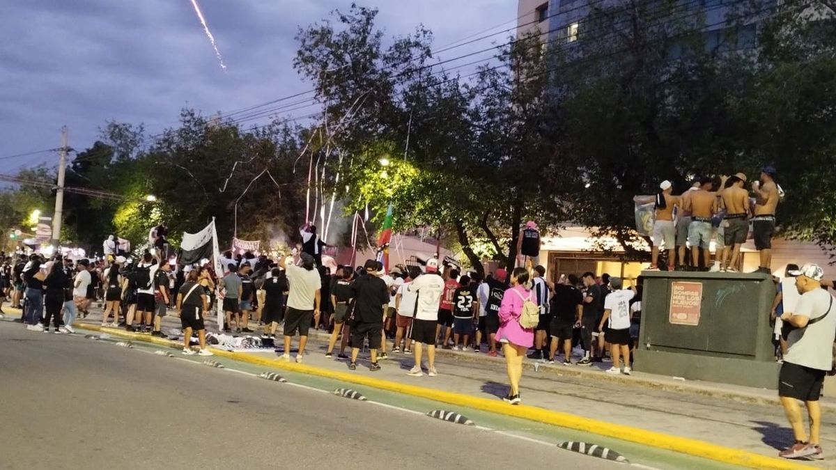La multa que recibió Colo-Colo por su banderazo en Mendoza