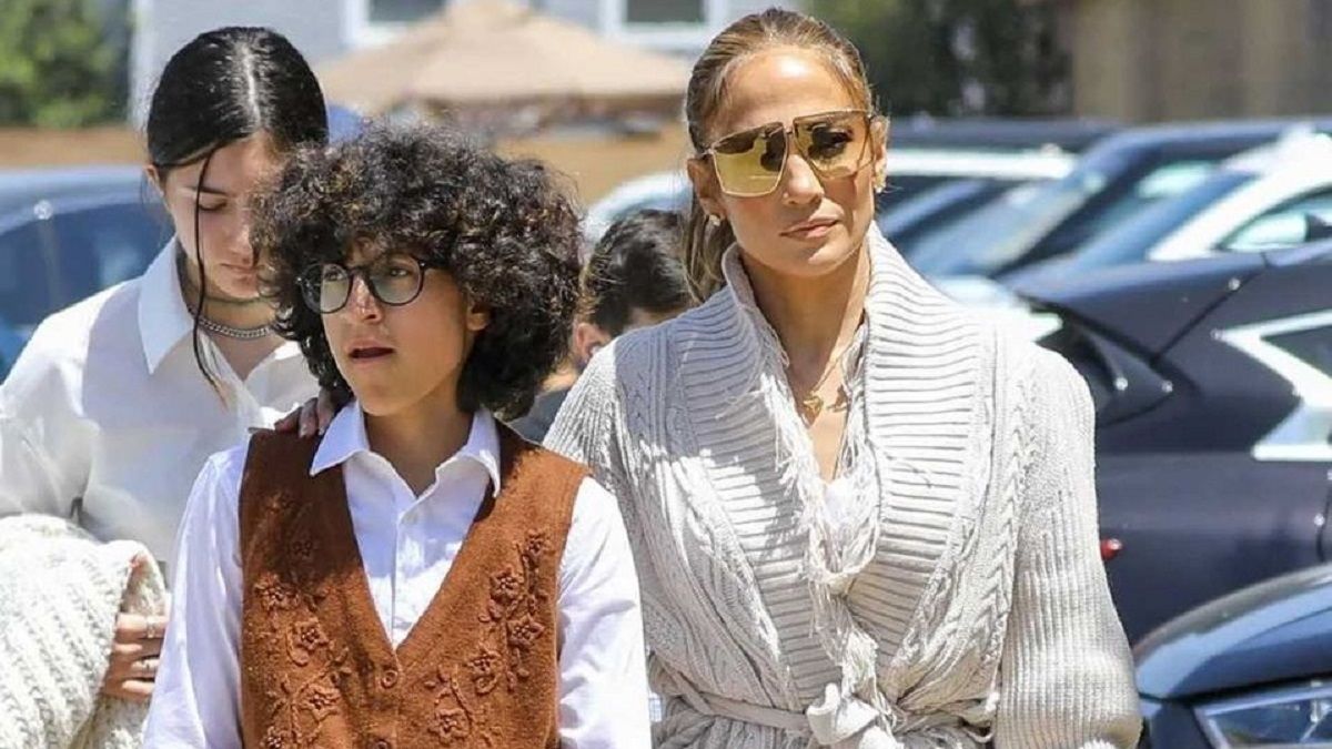Así luce hoy Emme Muñiz, la hija no binaria de Jennifer Lopez y Marc ...