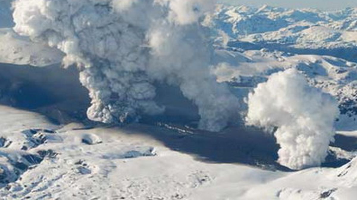 Nueva alerta por aumento en la actividad del volcán chileno Hudson
