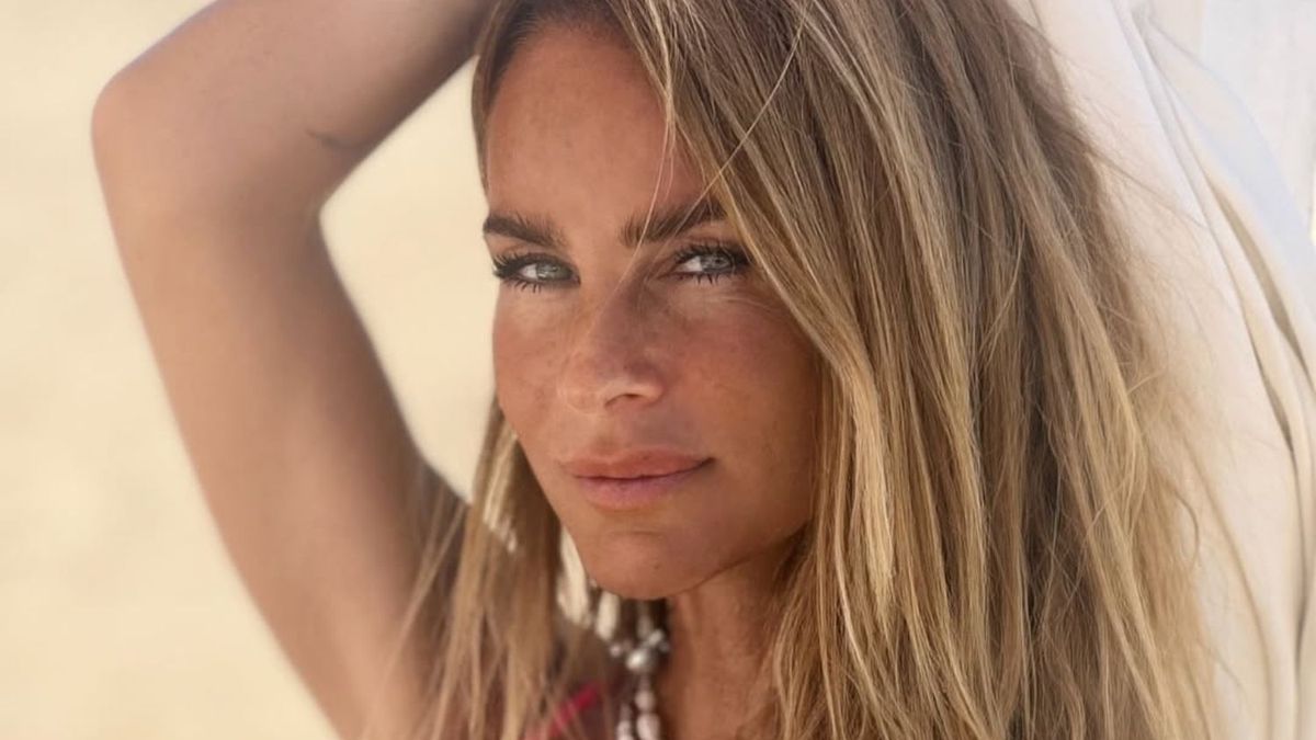 Sabrina Rojas tuvo un percance hot en vivo y encendió la TV: qué le pasó