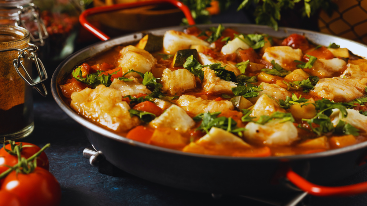 La auténtica receta de guiso de bacalao que huele a cocina de abuela