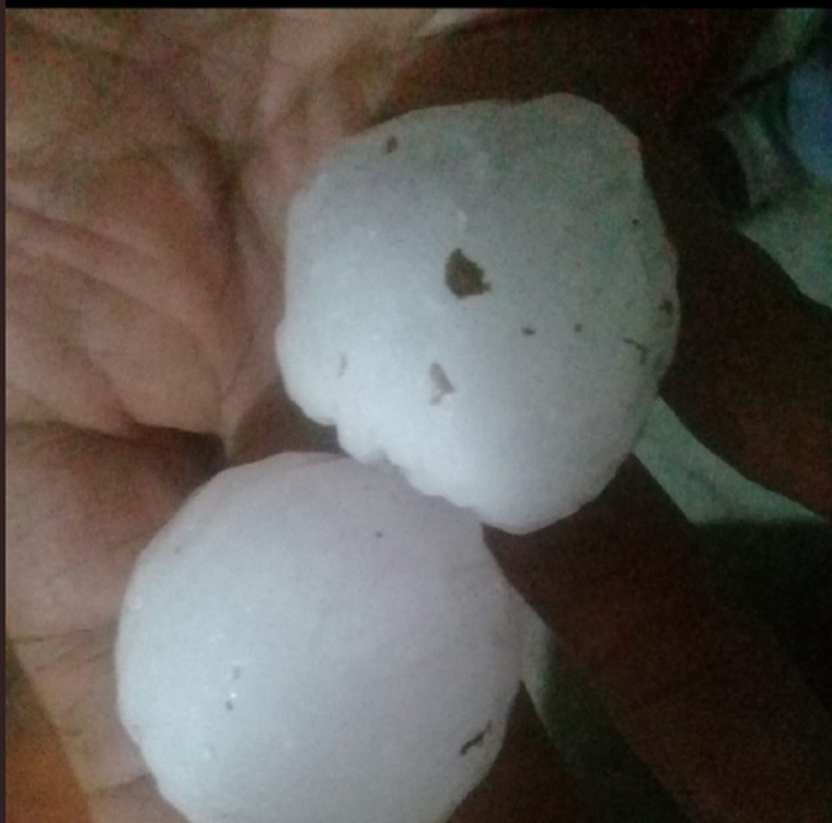 Defensa civil emitió una alerta por tormentas con granizo
