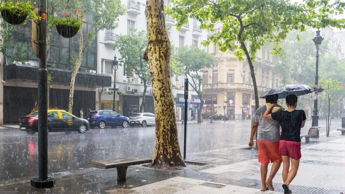 Fin de semana con tormentas severas: se esperan hasta 100 mm, ráfagas y granizo