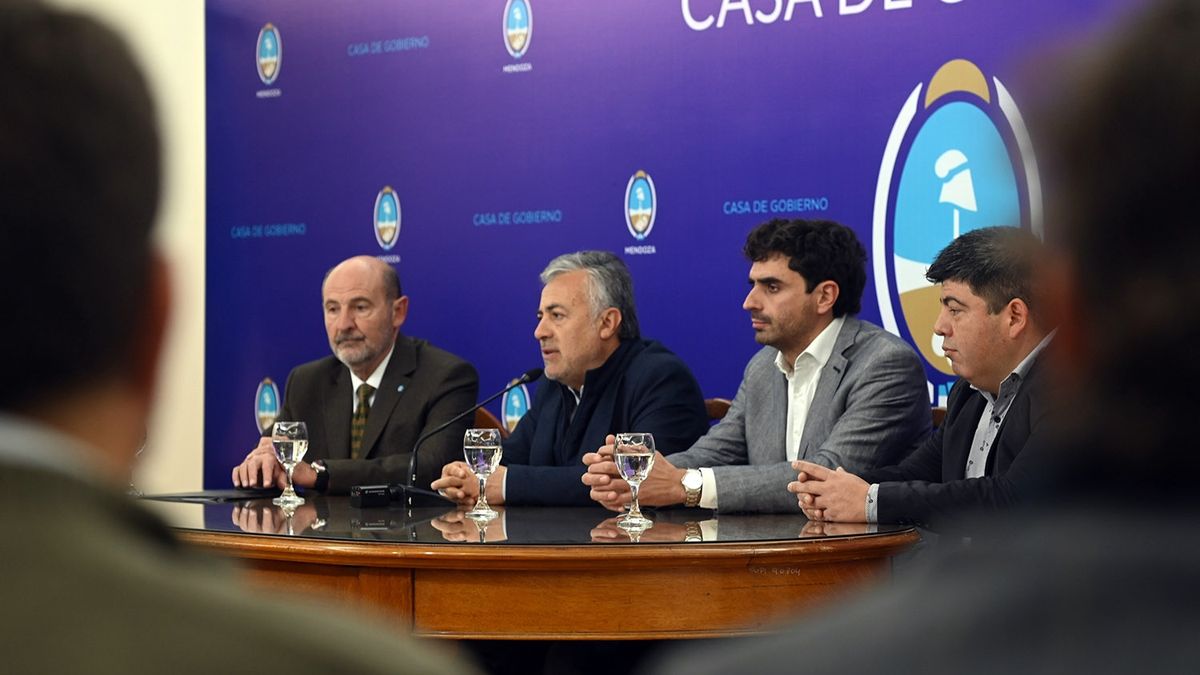 El Gobierno de Mendoza analizó el giro de Milei y celebró el auspicioso ...