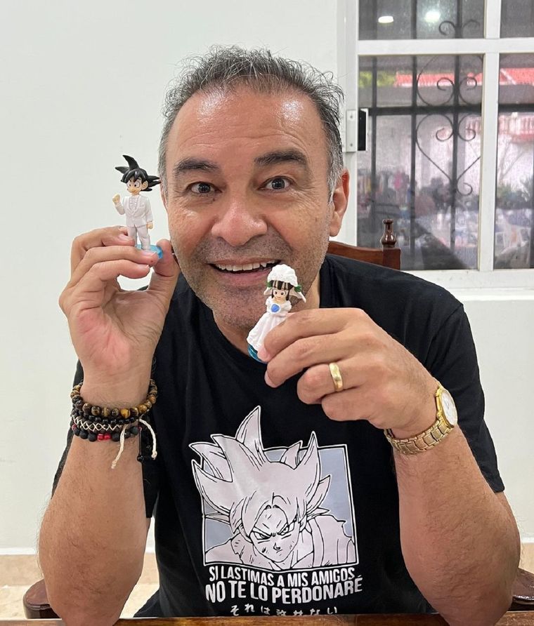 Así es la vida de Mario Castañeda, la voz detrás de Gokú