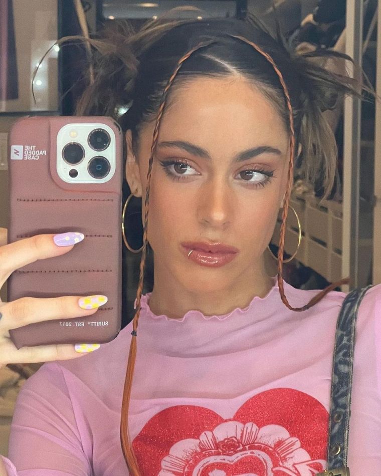 Tini Stoessel confiesa los productos infaltables para lograr su famoso ...