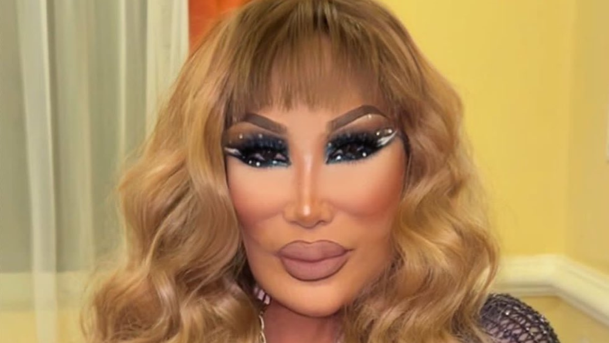 Lyn May trata a Karol G de gorda y va contra sus fans de México