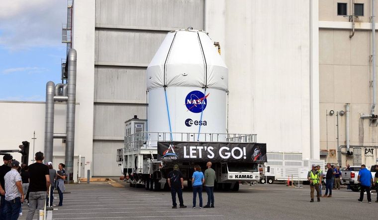 Histórico: la NASA inicia preparativos de lanzamiento de Artemis II