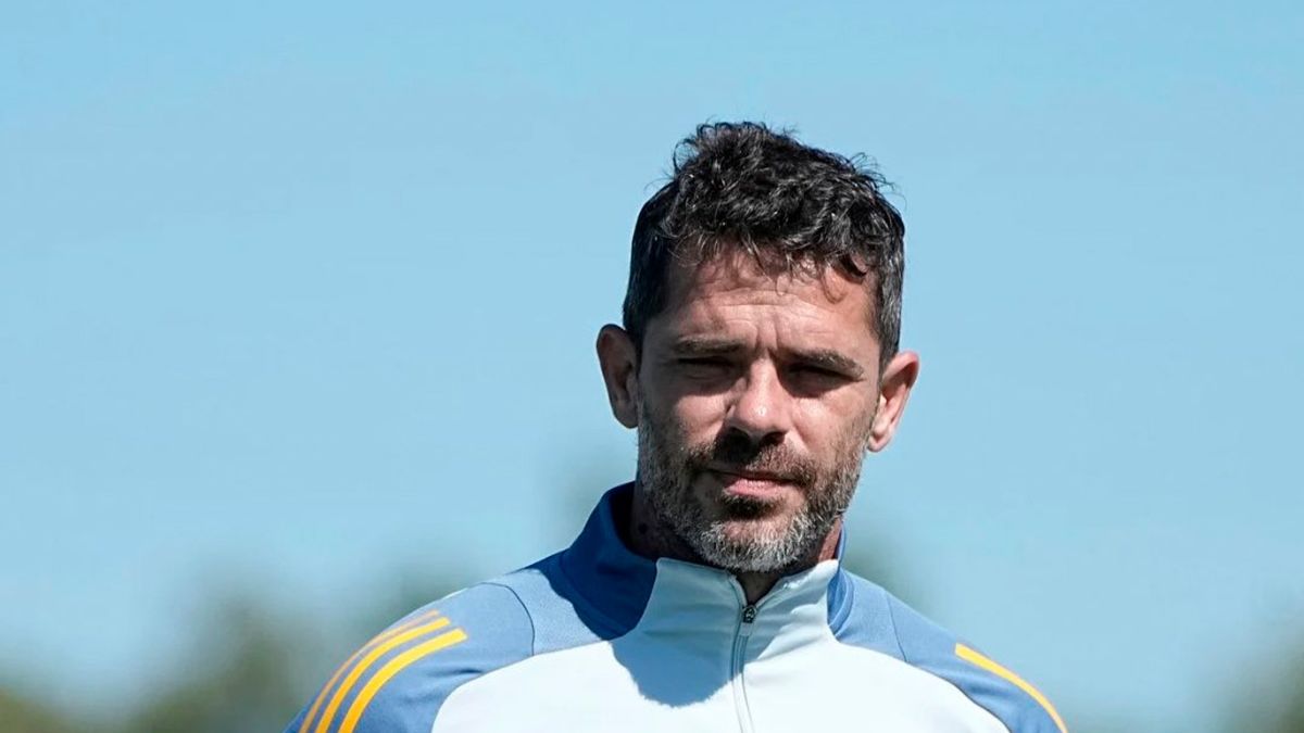 El volante de la liga local que Gago sumó a la lista de prioridades ...