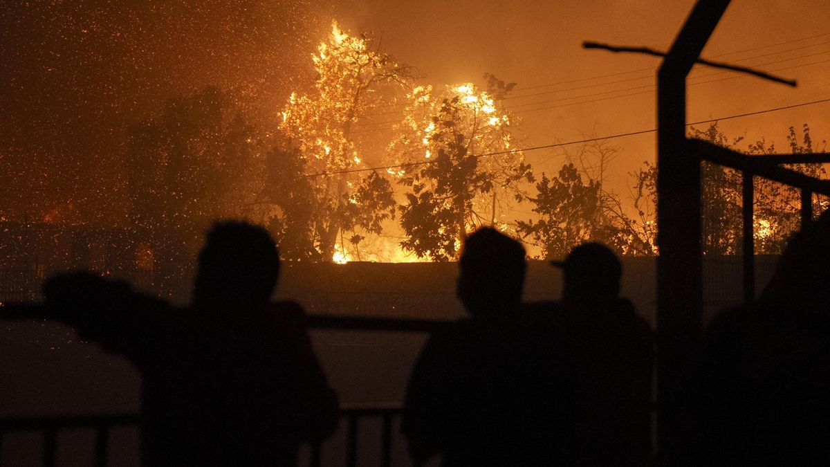 Incendios en Chile: se registran explosiones y evacúan lugares clave de ...