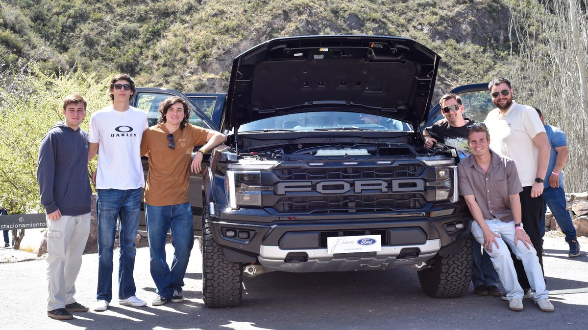 Todas las fotos y Sociales de la Ford Experience en Puesto del Indio Lodge