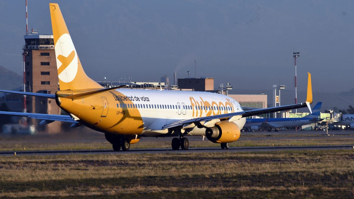 Compra y reventa de vuelos: cómo se hace y cuáles son las ganancias