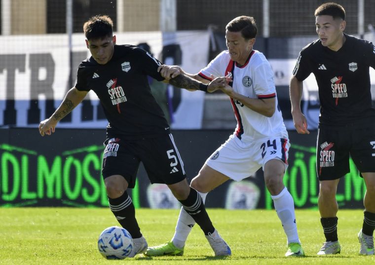 San Lorenzo empató 0-0 con Riestra y el Malevo sigue invicto en su cancha