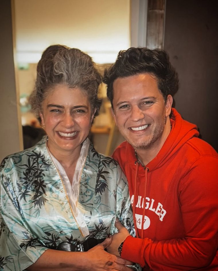 ¡Coqui y Maria Elena juntos! Los actores de Casados con hijos se ...