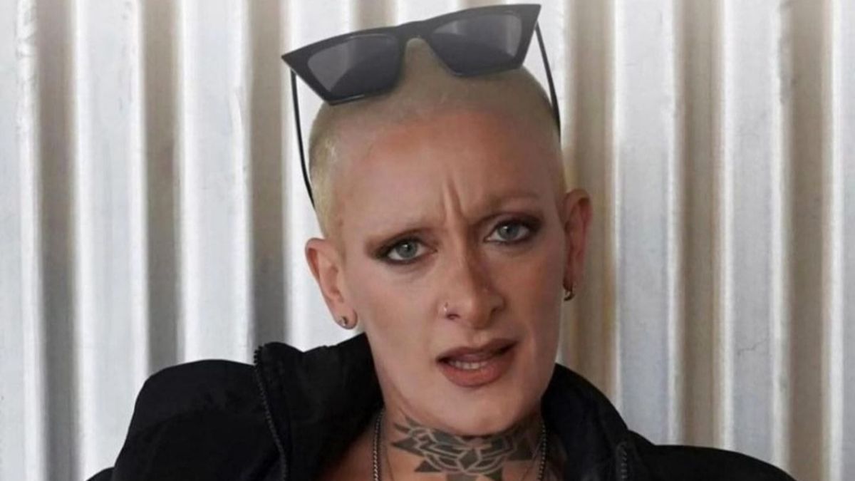 Furia comenzó a vender saludos a sus fanáticos y fue repudiada en las ...