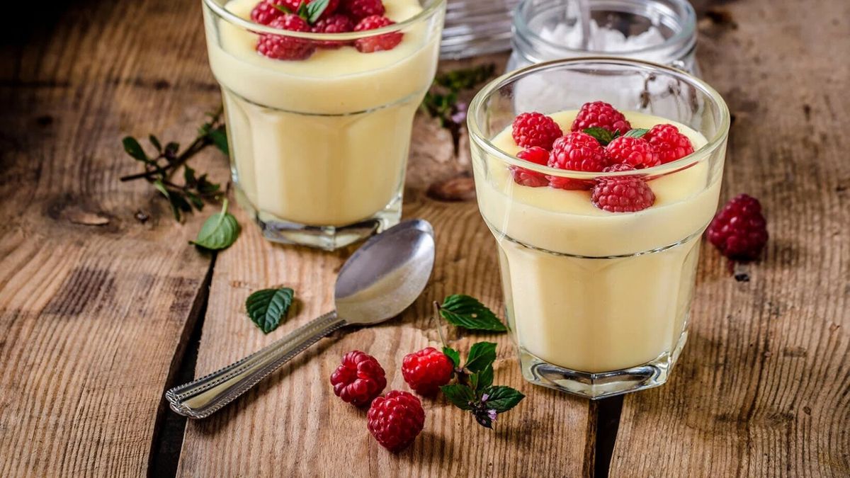 Delicioso sabayón casero en pocos minutos con 3 ingredientes ¡y en 5 pasos!