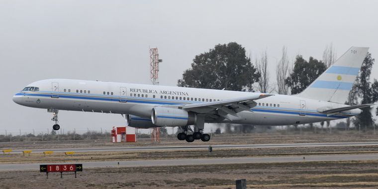El Tango 01 precisa de una reparación y será reemplazado por otra nave