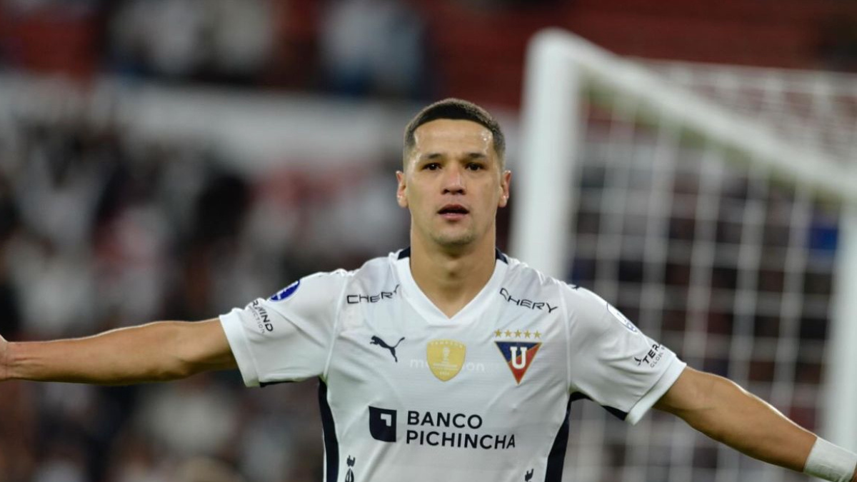 ¿Nuevo destino para Alex Arce?