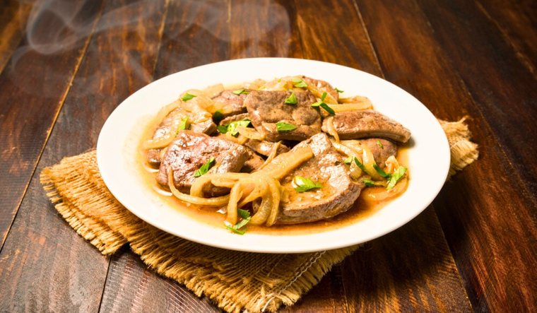 Secretos para cocinar el mejor hígado con cebolla