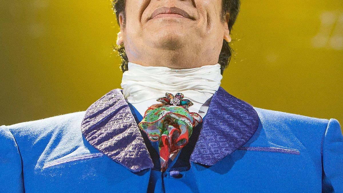 El día que Raúl Velasco defendió a Juan Gabriel