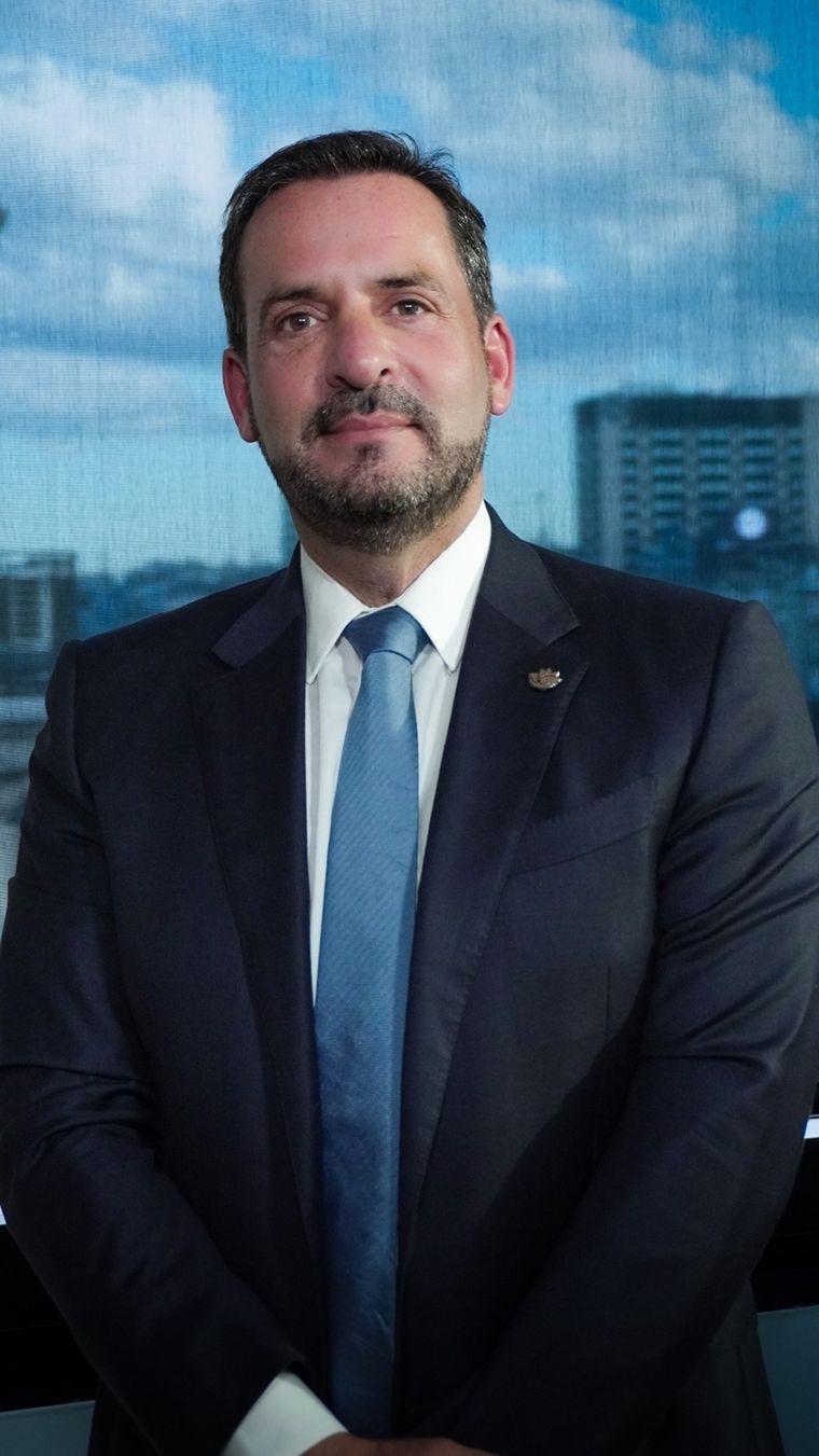 Un intendente peronista promete comprar armamento para proteger a sus ...