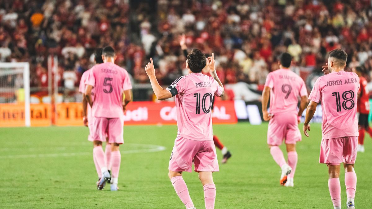 Con un doblete y una asistencia de Lionel Messi, Inter Miami goleó 5-1 ...