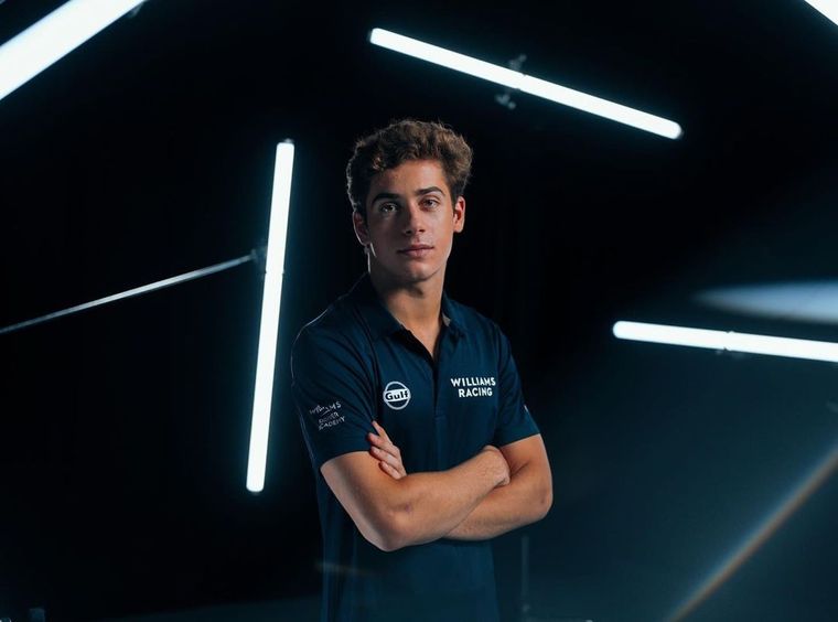 Estos son los precios del merchandising oficial de Franco Colapinto ...