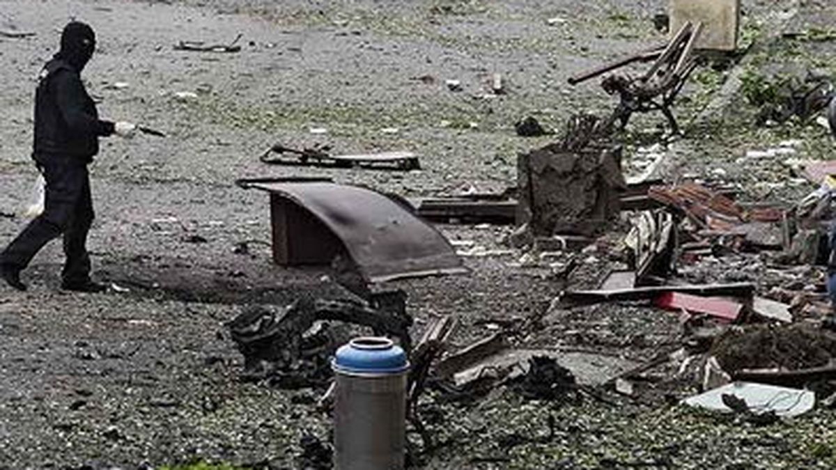 Una camioneta bomba explotó en el País Vasco tras una llamada de ETA