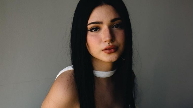 Así es Ale Ruiz, la hermana guapisima de la creadora de contenidos ...