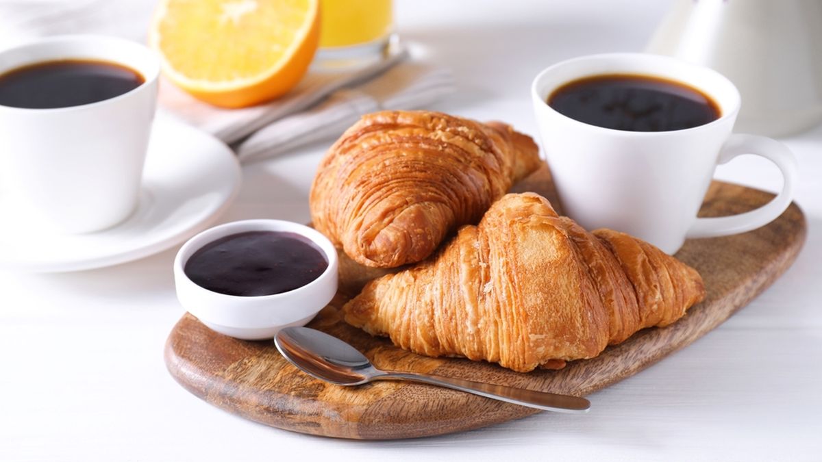 Aprende a preparar croissants esponjosos y crujientes: receta con tips ...