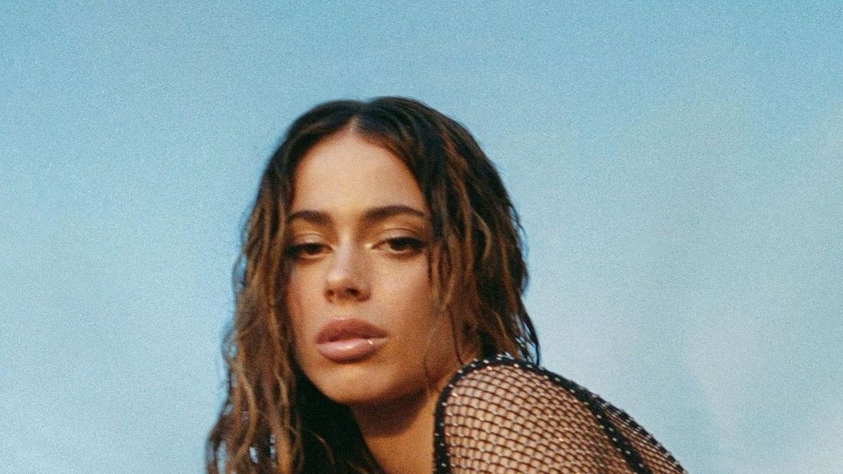 Prepárate para las fiestas de fin de año con Tini Stoessel y una marca ...