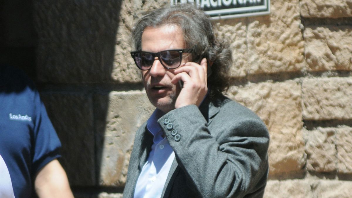 A alguien no le gustó la música de Carniello