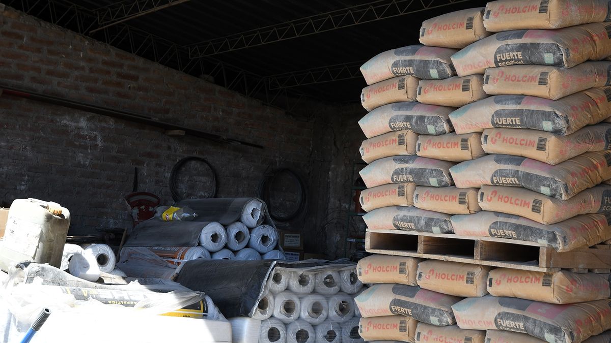 Inflación: el impresionante aumento de la bolsa de cemento en el último año