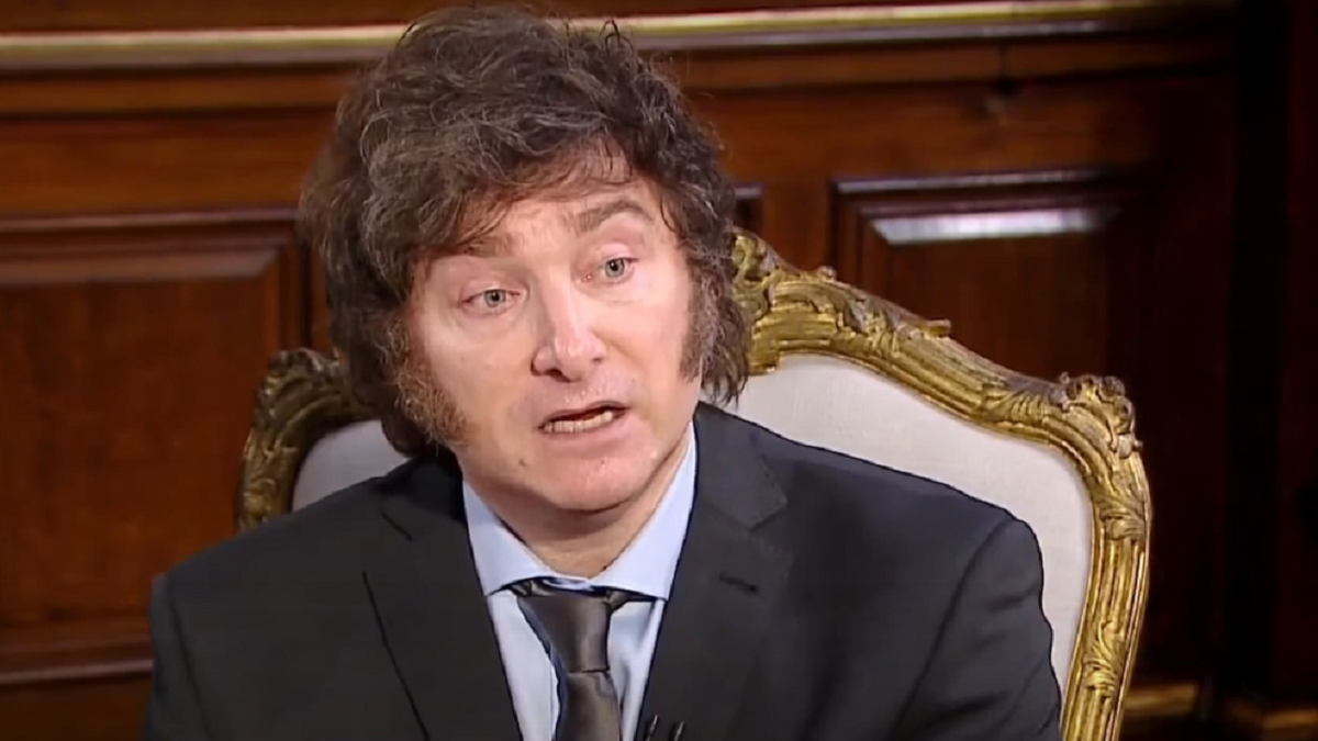 El polémico meme que likeó Javier Milei sobre el gobernador de Chubut