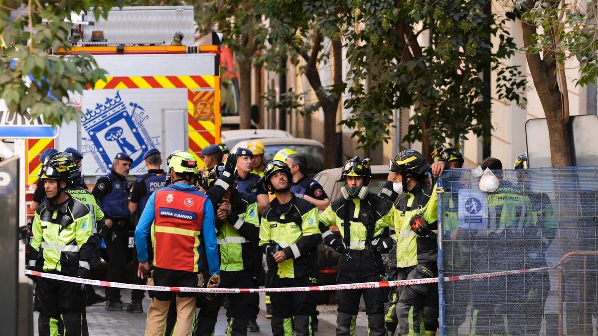 Derrumbe de un edificio en el centro de Madrid deja al menos tres heridos y cuatro desaparecidos