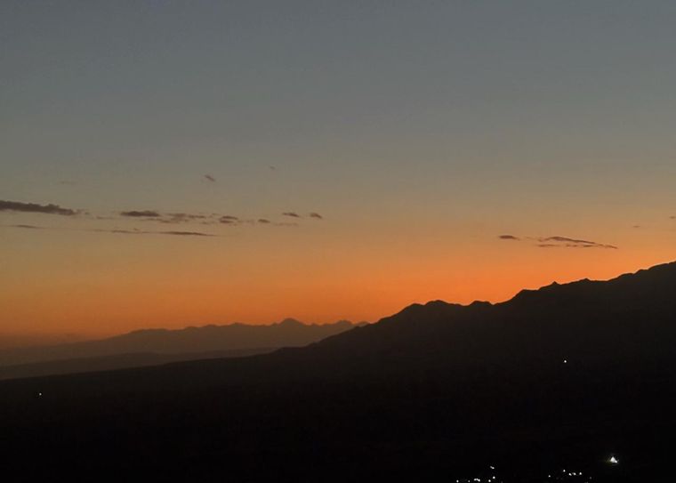 Cerro Arco y luna llena: la actividad que revolucionó la noche de Mendoza
