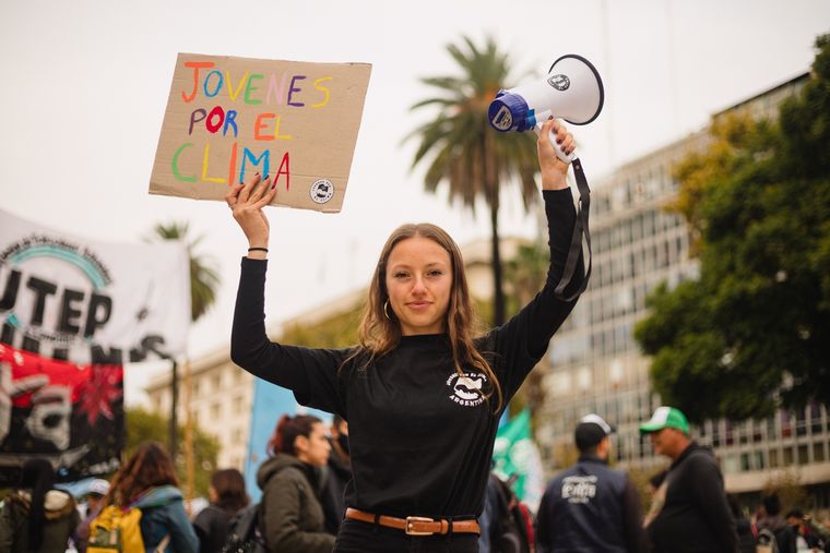 Conoce la historia de la joven activista argentina que deja huellas en ...