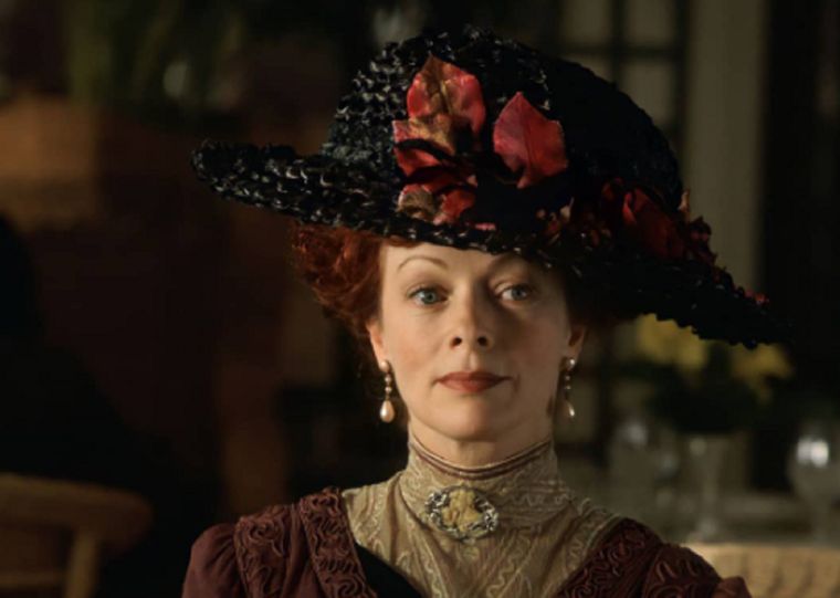 Titanic: cómo se ve a sus 73 años Frances Fisher, Ruth Dewitt Bukater ...