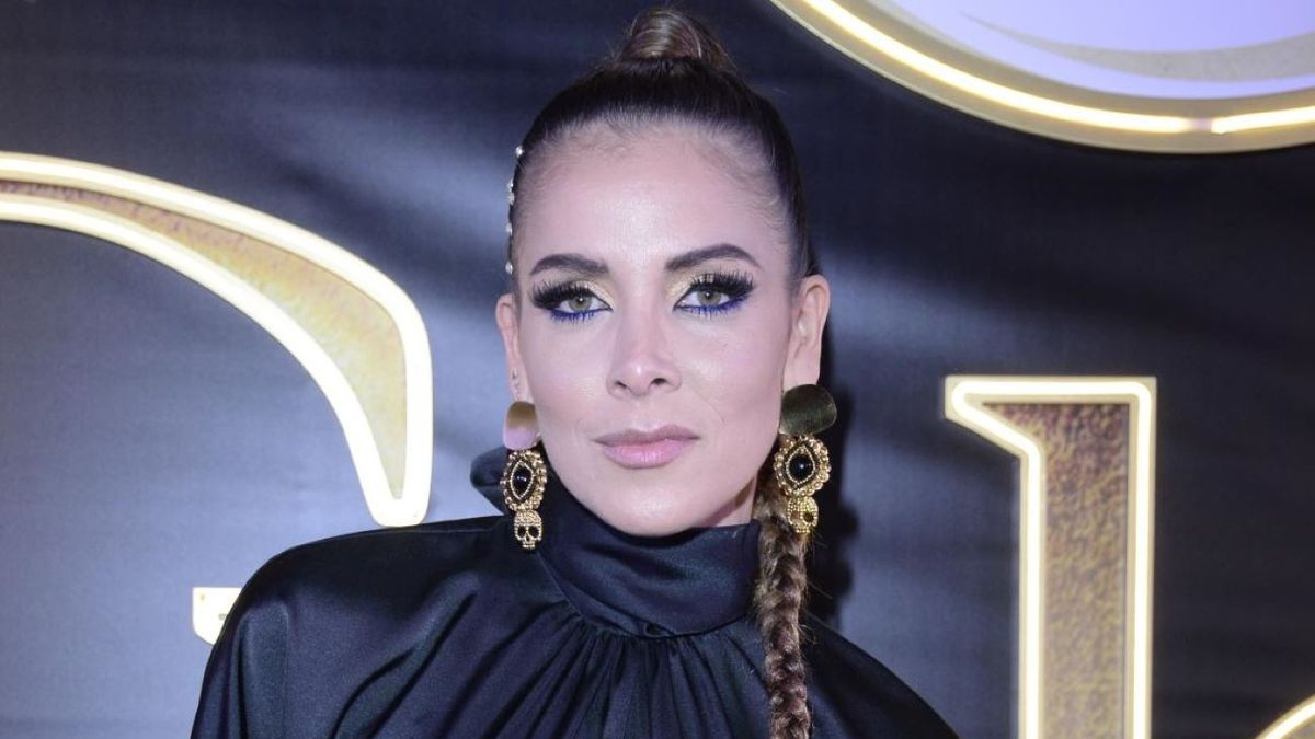 En un video, la reconocida conductora Adianez Hernández reaparece y ...