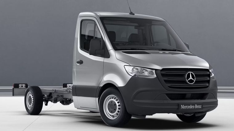 Nueva Mercedes Benz Sprinter automática: versiones, equipamiento y ...