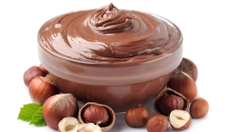 Crema de chocolate y avellanas super deliciosa y sencilla: lista en 6 pasos