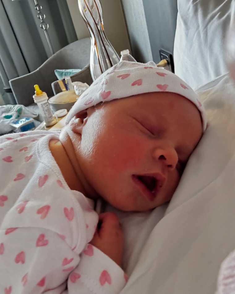 Nació Milenka y Marley ya la mostró en las redes sociales: mirá lo que ...