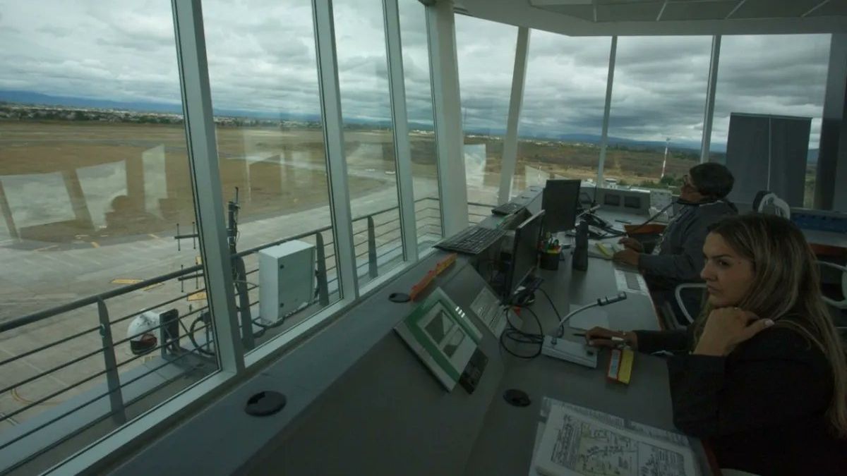 Así es la nueva torre de control que ordenará los vuelos en el NOA
