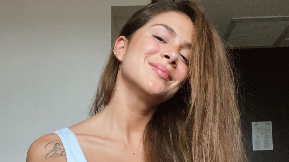 Greeicy Rendón muestra cómo debe llevarse puesto un top blanco esta ...