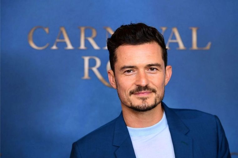 Todos hablan de su melocotón: Orlando Bloom se quitó todo para darse un ...