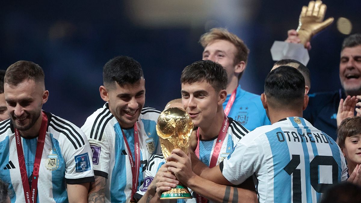 La increíble decisión de Dybala con su medalla de campeón del mundo