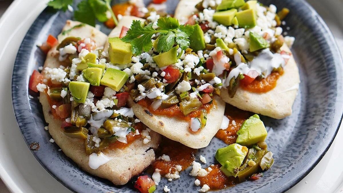 ¿Tienes ganas de preparar Tlacoyos caseros? Aquí va la receta ...