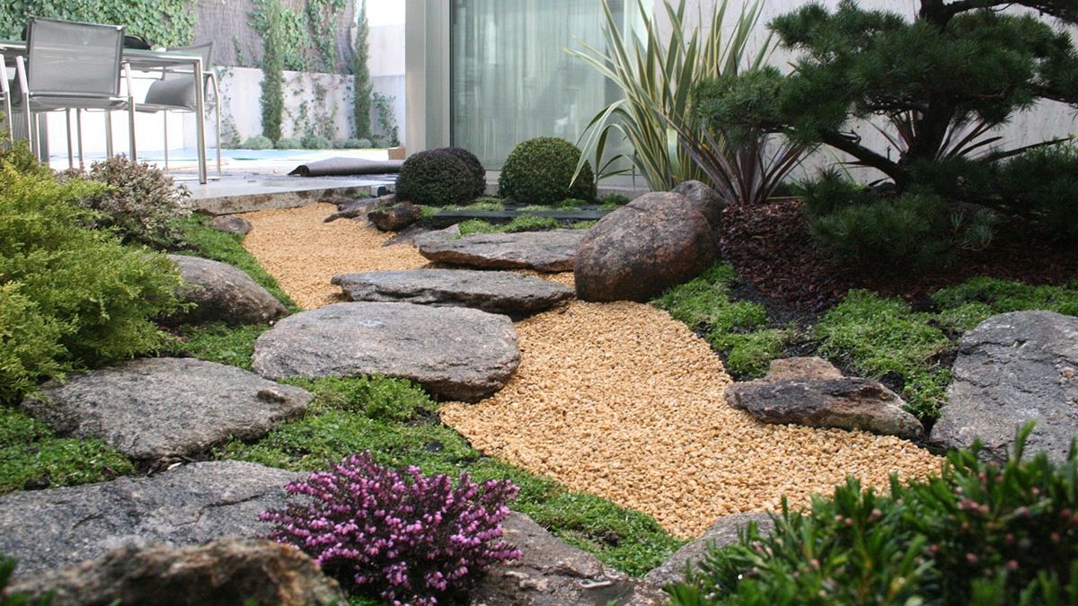 Decora tu jardín con estas plantas cubresuelos