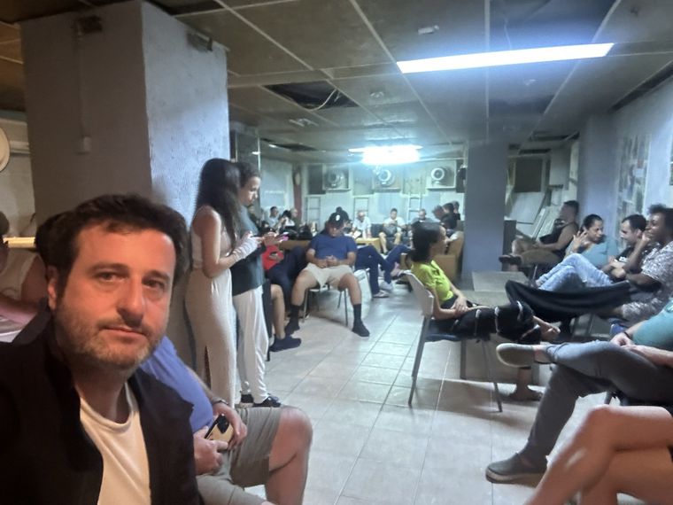 El funcionario mendocino varado en Israel que muestra los detalles de ...